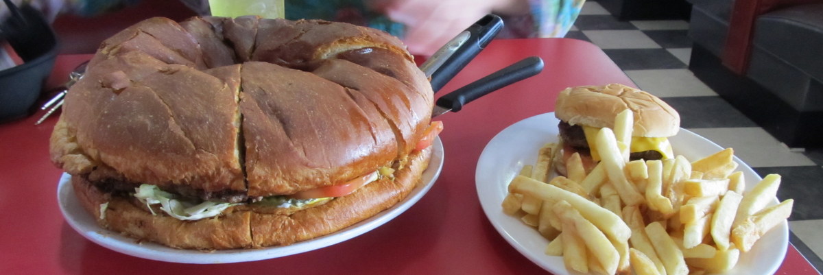 Arkansas' Biggest Burger at Ed Walker’s Drive-In | Only In Arkansas