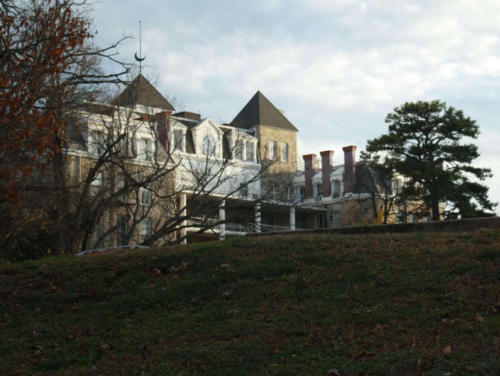 Touched by a Ghost: A Spine-Tingling True Story of the Crescent Hotel ...