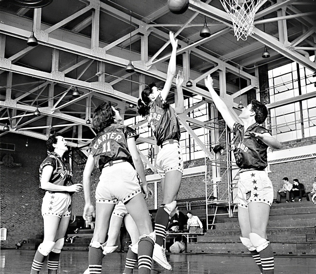 All American Red Heads Women’s Basketball Team | Only In Arkansas