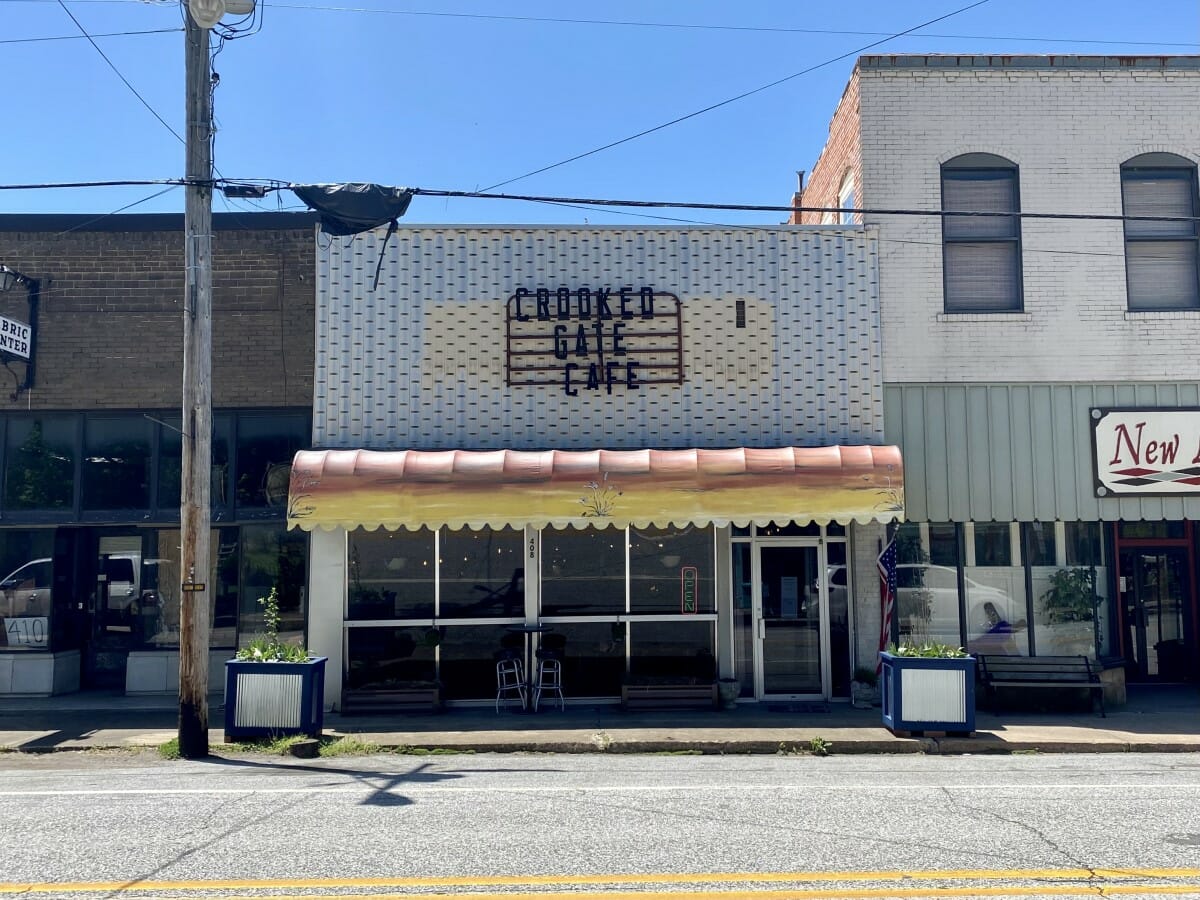 Crooked Gate Café in Leslie - Only In Arkansas