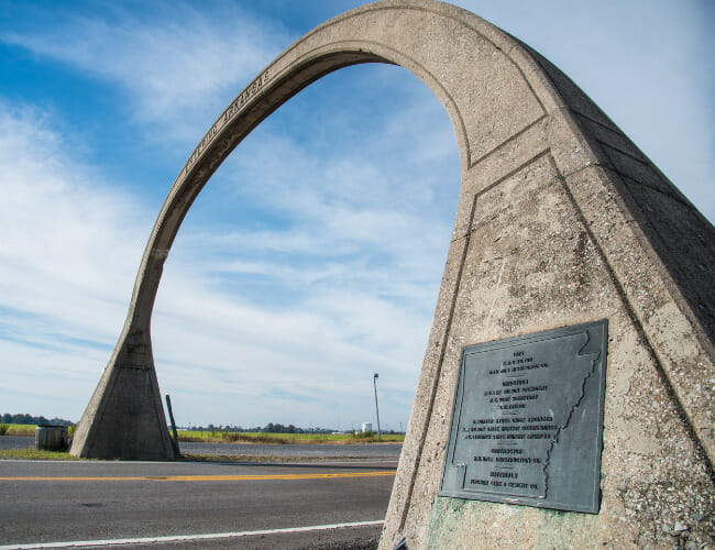 Get Lost on the Great River Road - Only In Arkansas